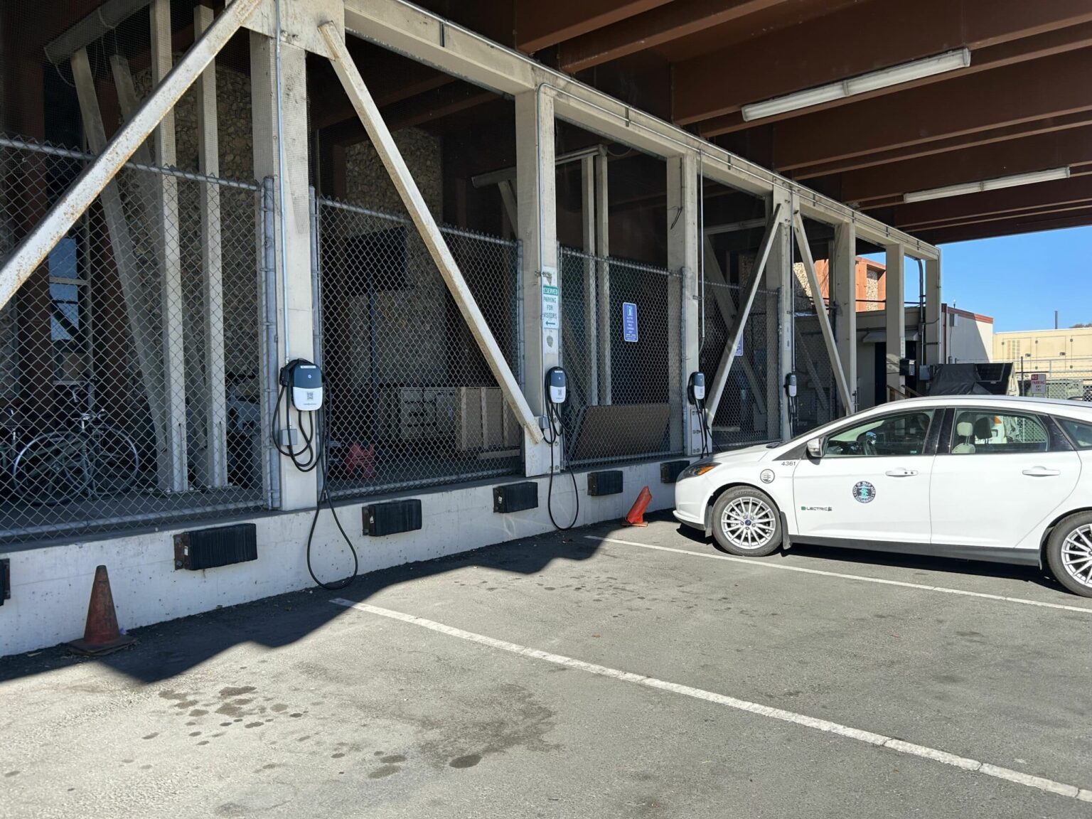 EV Fleet Charging Solutions in USA | Cyberswitching