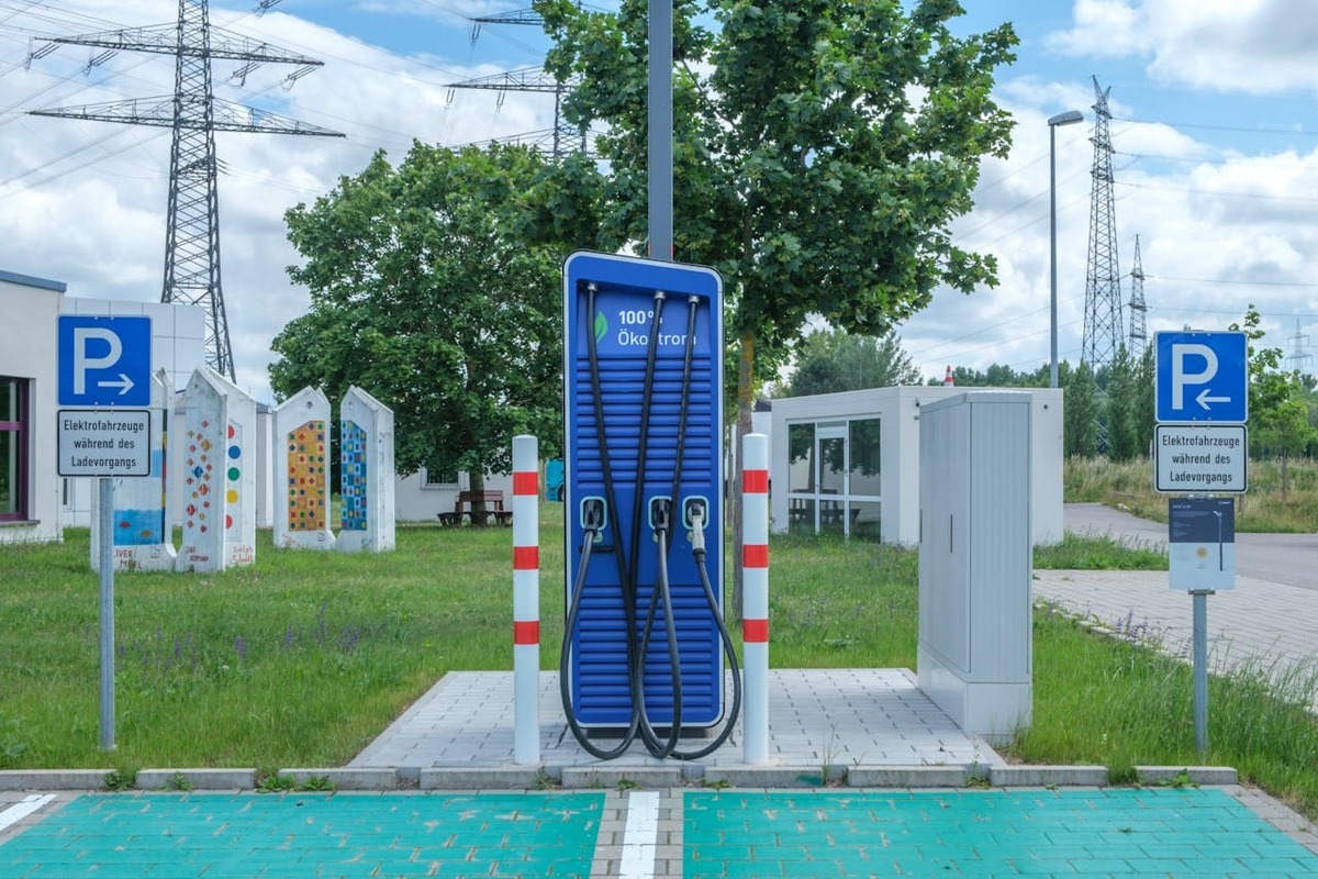 9 Ways to Enhance the Customer Experience with EV Chargers - News ...