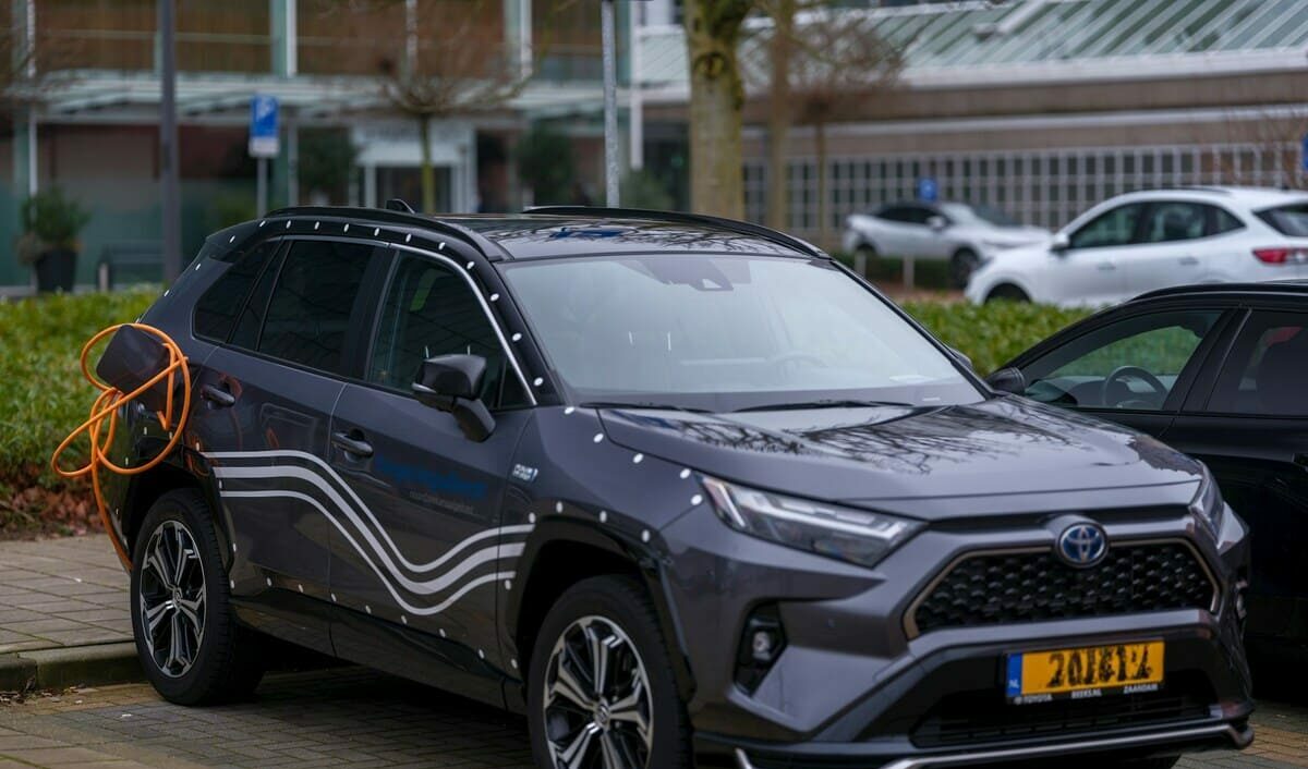 Cyberswitching - Electric Vehicle (EV) Charging Station